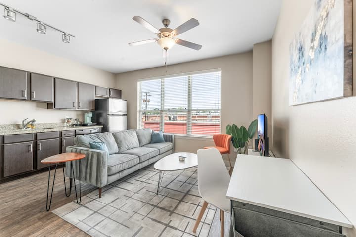 Chic Soco 1br King Suite W/ Gympickleballlaundry - Austin, TX