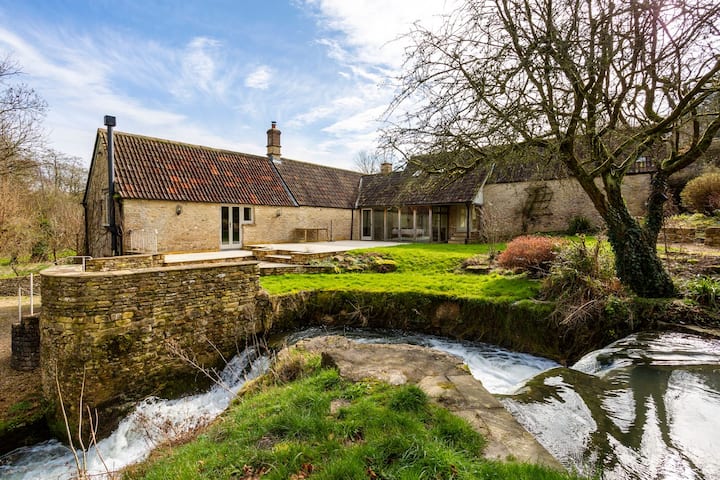 Threshing Mill - Castle Combe