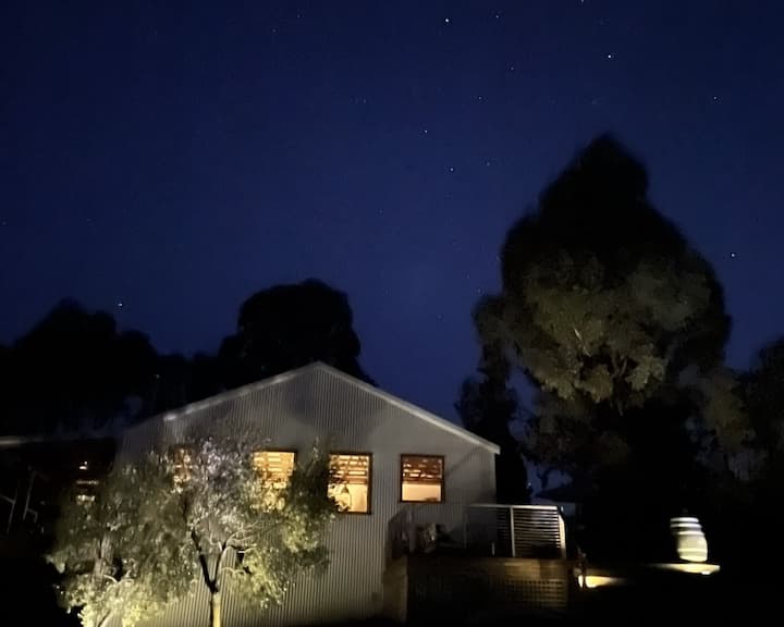 Hillside Retreat At Grattai Grove Mudgee (2 Br) - Mudgee