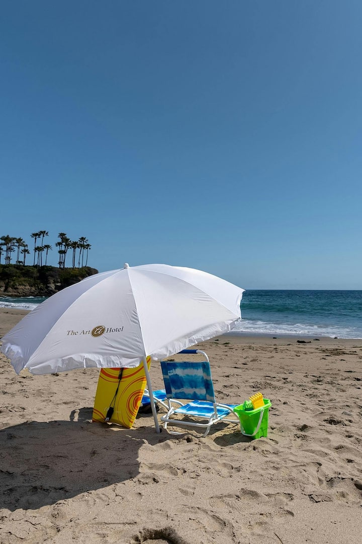 Laguna Beach Coastal Escape • Walk To Beach - Laguna Beach, CA