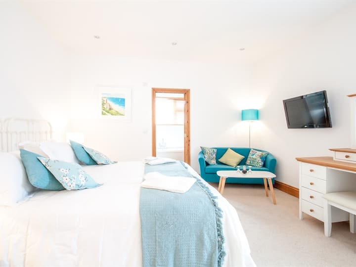 Suite-ensuite With Bath-poldark - Padstow