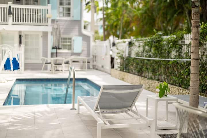Relaxing 2 Bedroom Apartment In Key West - Key West, FL