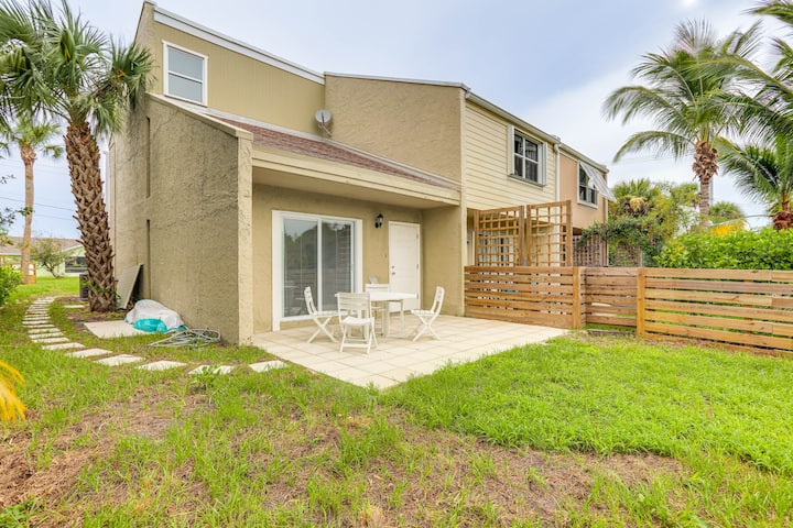 Fort Pierce Condo: Walk To Beach & State Park! - Fort Pierce, FL