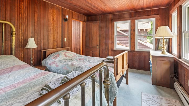 Camp Roosevelt On Lake Champlain - Shelburne, VT
