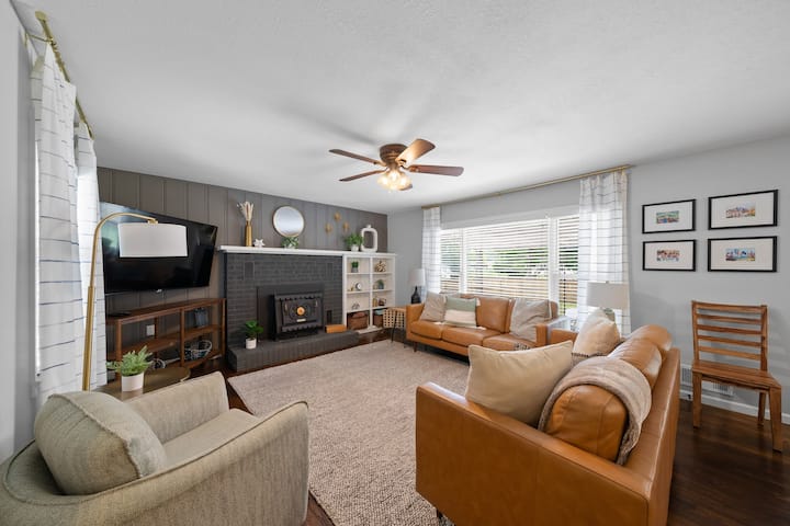 Pets Welcome,adorable Home_great For Families - Pleasant Hill, MO