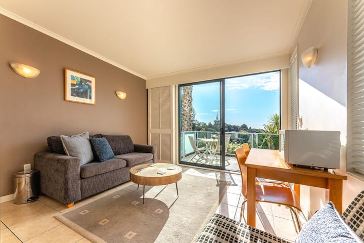 Villa Sapphire At Palm Beach - Waiheke Island