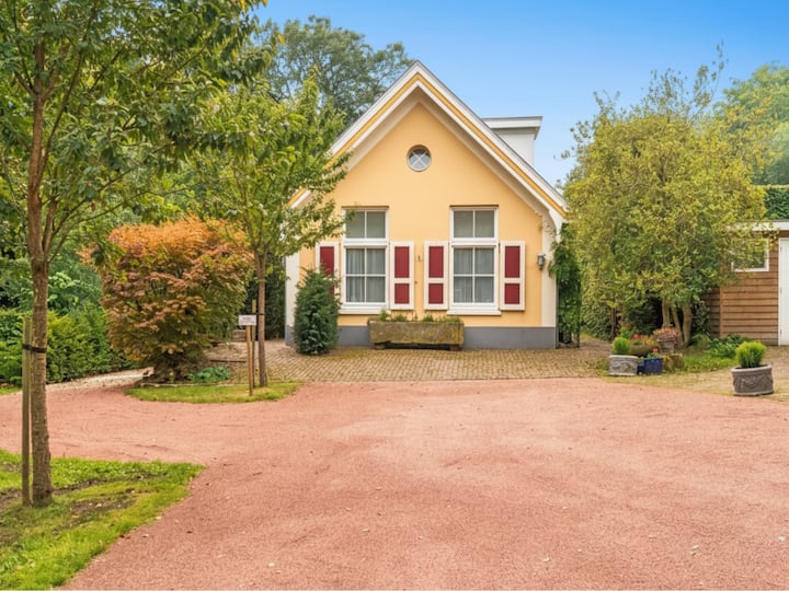 Belle Maison Avec Jacuzzi Et Grand Jardin - Losser