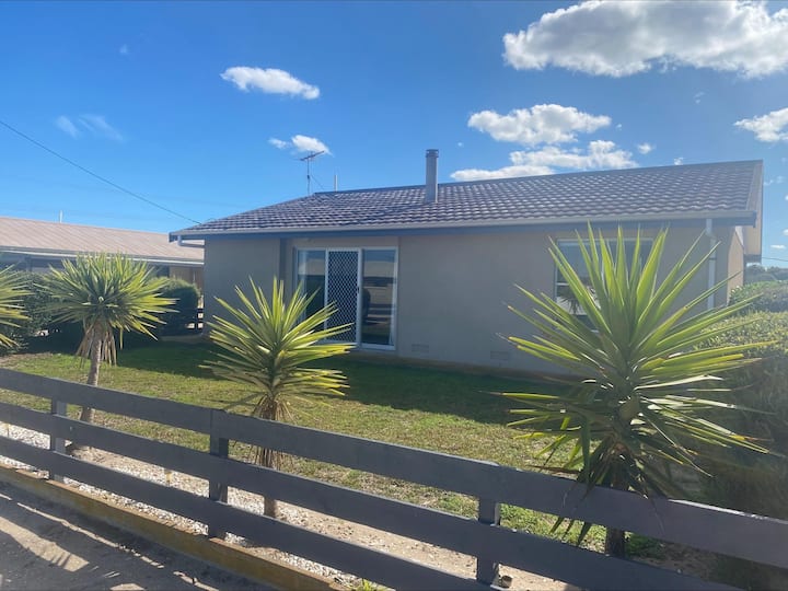 The Salty Seabreeze- Dog Friendly! - Edithburgh