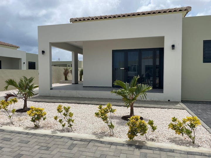 Villa Cuarenta-y-tres, Mambo Beach - Curaçao