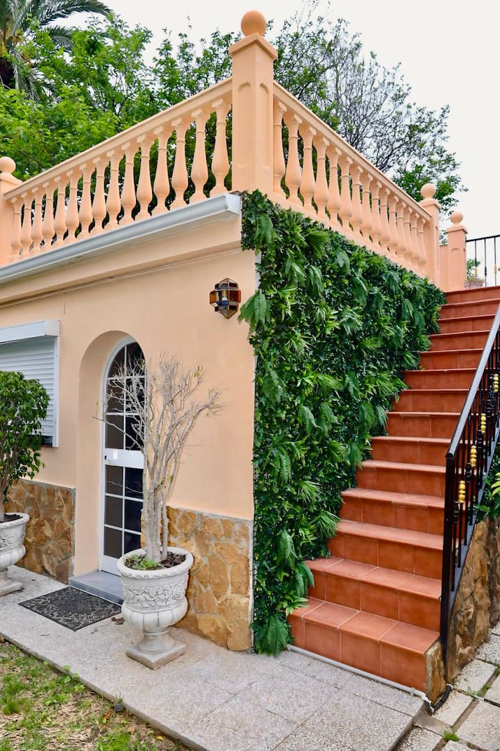 Fantastic Chalet 5 Mins Away From The Beach - Torremolinos