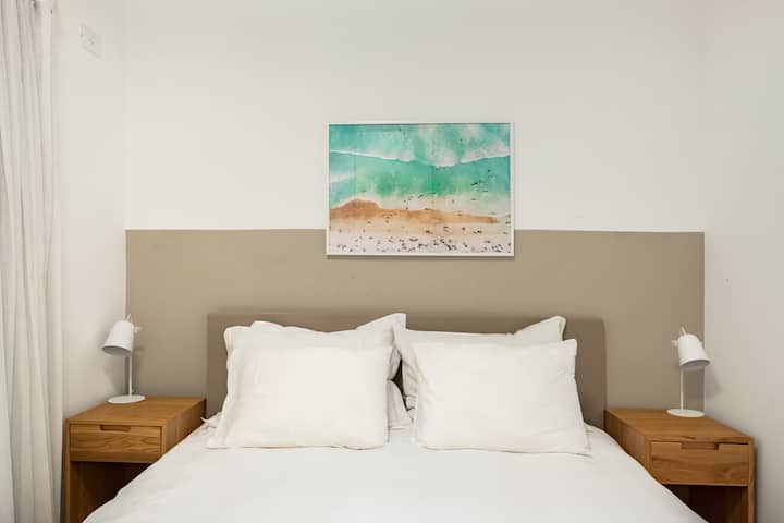 Upscale Furnished 1br 68 Sqm |Balcony|parking|gym - Telavive