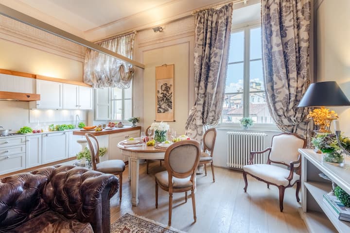 Timeless Palazzo: A Historic Haven In The Heart Of - Lucca