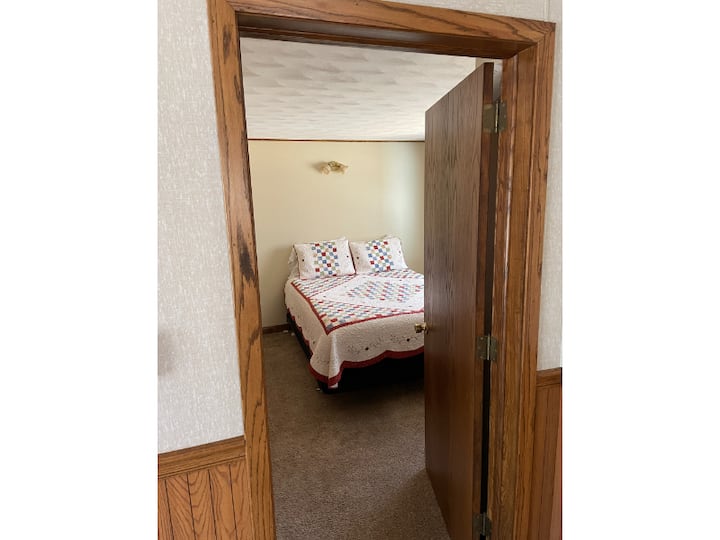 Cabin 5 - The Oak Retreat - Greenwood, WI