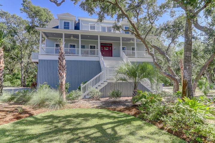 Islay Folly- Luxury Home Near The Beach - Folly Beach, SC