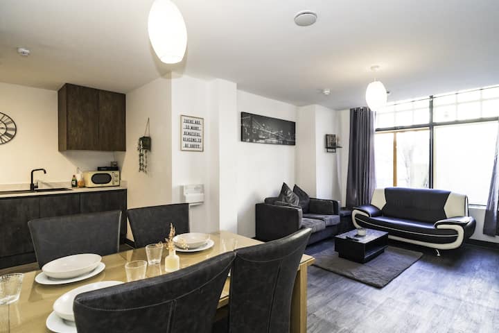 Di's Residence  - Ground Floor Apartment - Tonbridge