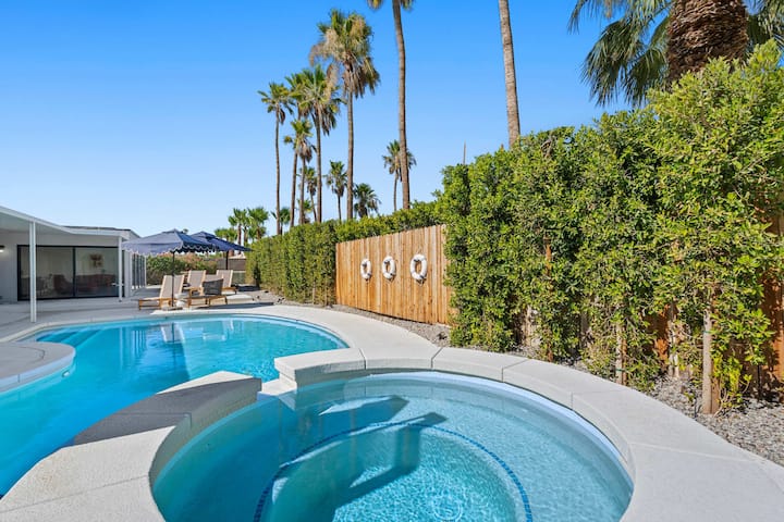 Aurora Oasis - Stylish 4 Bdr - Palm Springs, CA