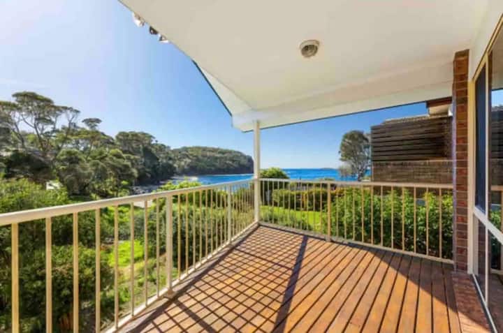 Waterfront Home With Bay Views | Sprindrift - Malua Bay