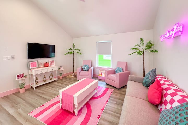 Fld178 Barbie Themed, Pet Friendly - Port Aransas, TX