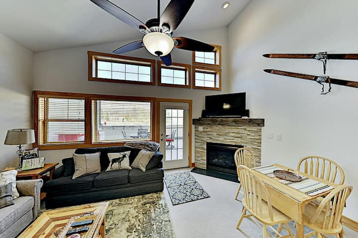Sunny 2br Condo | Deck | Tennis - Dillon, CO