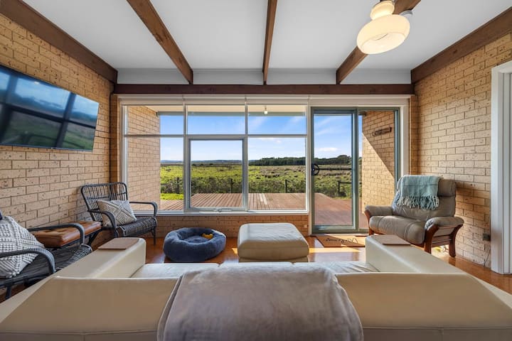Unwind And Get Lost In The View! - Inverloch