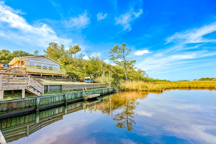 Frisco Waterfront Retreat | Quiet & Relaxing - Frisco, NC