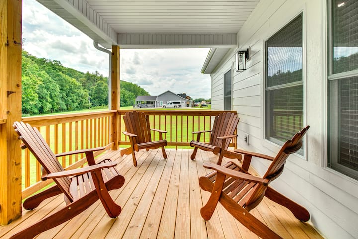 Flippin Vacation Rental: Walk To White River! - Bull Shoals, AR