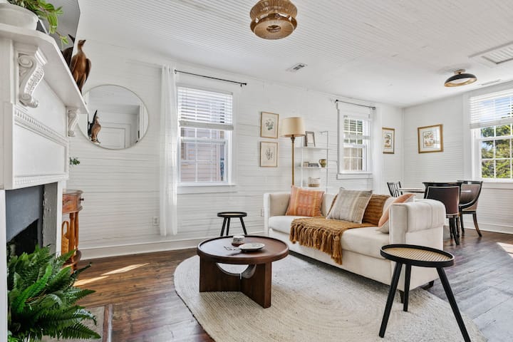 2 Bedroom Apartment - 3 Blocks To King Street - Charleston, SC