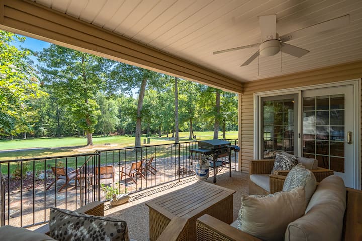 Gorgeous Greenside Getaway - Hot Springs Village, AR