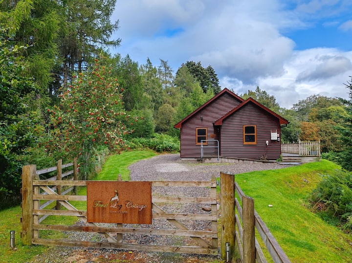 Fersit Log Cottage, Log Fire/hot Tub/dog Friendly - Loch Ossian