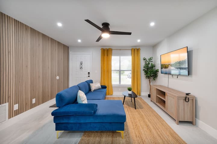 Basketball + Firepit + 20mi To Disney + In Dwtn! - St. Cloud, FL