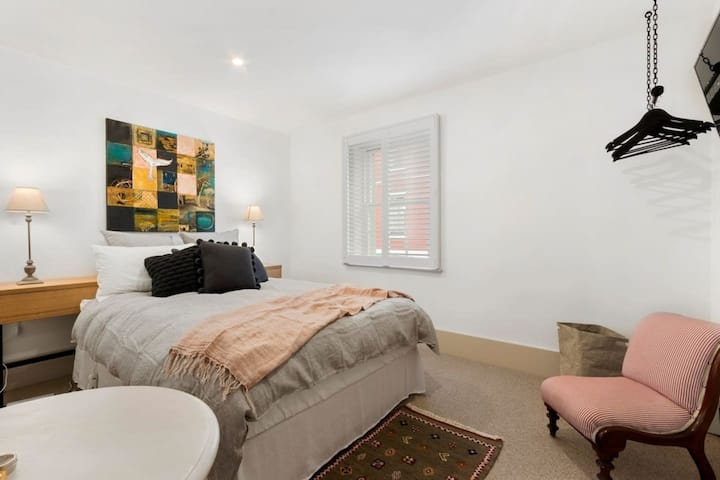 Tori's Cottage—stroll To Vibrant Salamanca - Hobart International Airport