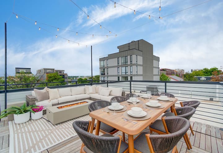 Luxe 6-br + Rooftop Patio | Parking | Metro - Washington D.C., DC