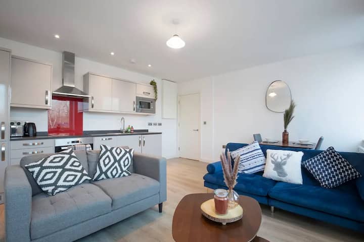 Exceptional One Bedroom Apartment In Gloucester - Matson - Gloucester