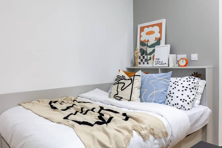 Student Studio At The Waterways City Centre - Nottingham