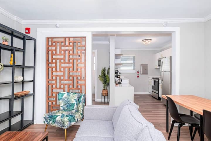 Sojourn 2 Br Beach Side Bliss Tide Suite - Norfolk, VA