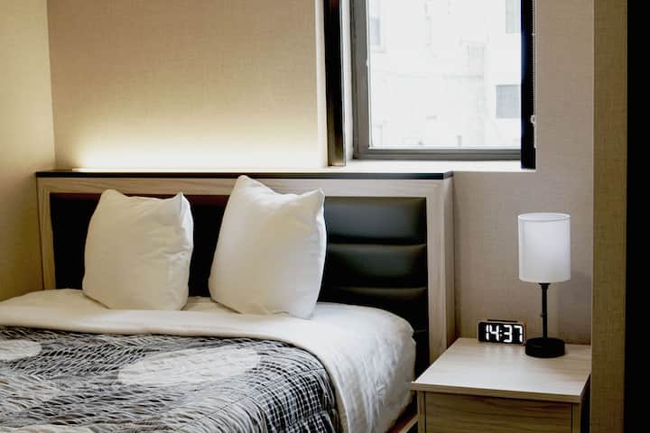 Steps From Ny’s Historic Chinatown Neighborhood - Brooklyn, NY