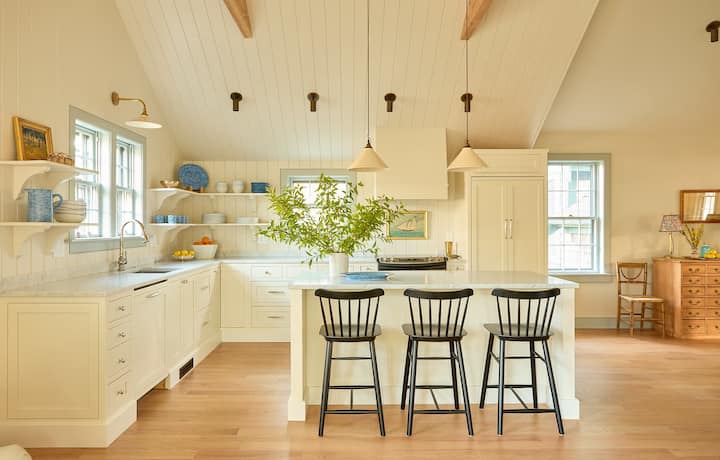 Chip Chop - 6 Bedroom Designer Home In Town - Nantucket, MA