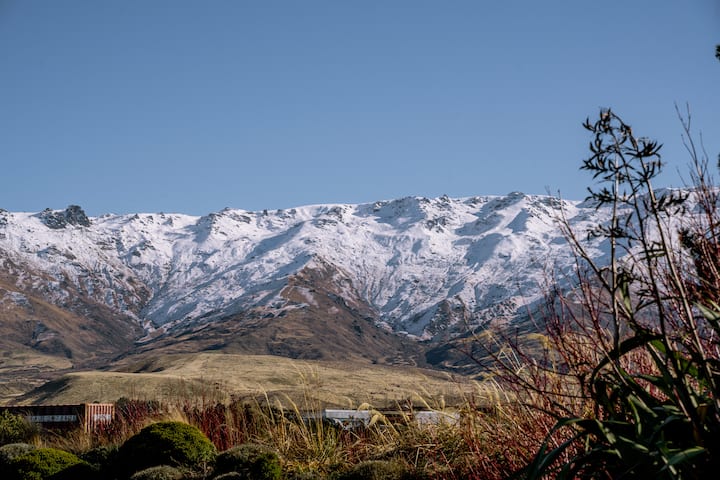 Olive Cottage - Cromwell Holiday Home - Snow Farm NZ