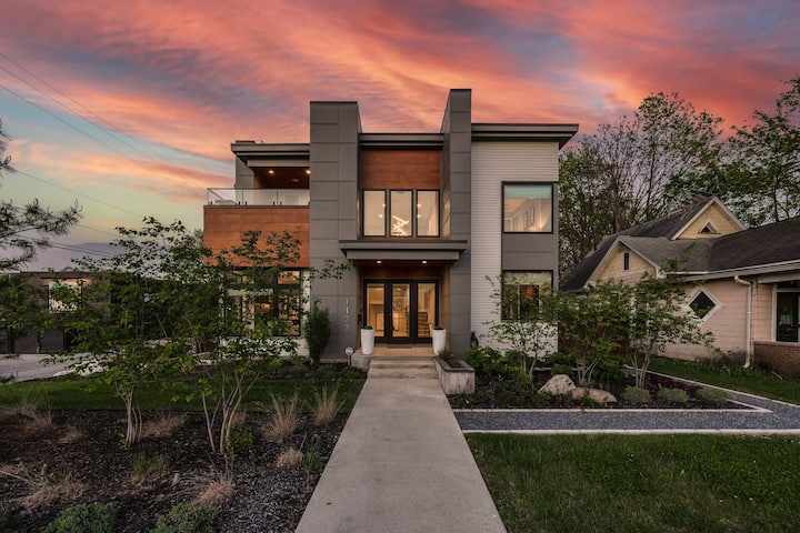 Luxury Fountain Square Stay | Perfect For Groups! - Kota