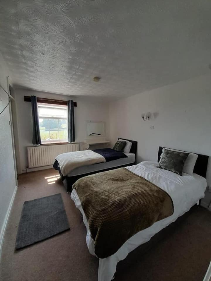 Triple Room At Ty Dderw Country Inn - Benllech