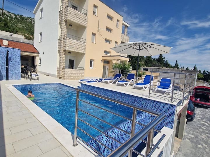 Luna Maris App1 Avec Piscine Et Vue Sur La Mer - Starigrad
