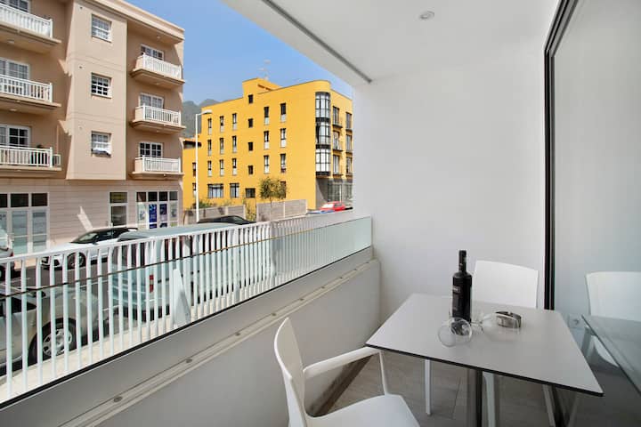 Flying La Palma - Yellow - La Palma