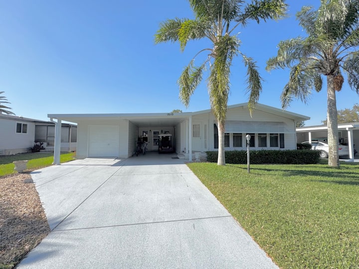 Orange Blossom Golf View Villa - The Villages, FL