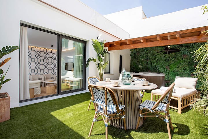 House With Terrace And Jacuzzi. Casa Lagar Iii - Seville, Spain
