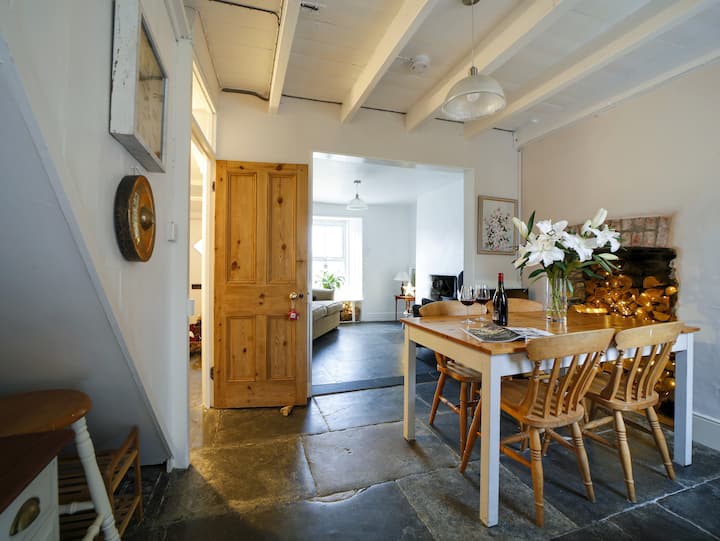 St Peters Cottage - Polzeath Beach