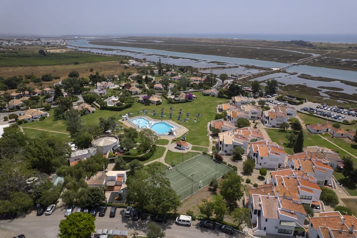Hopstays Pedras D'el Rei 352 - Santa Luzia