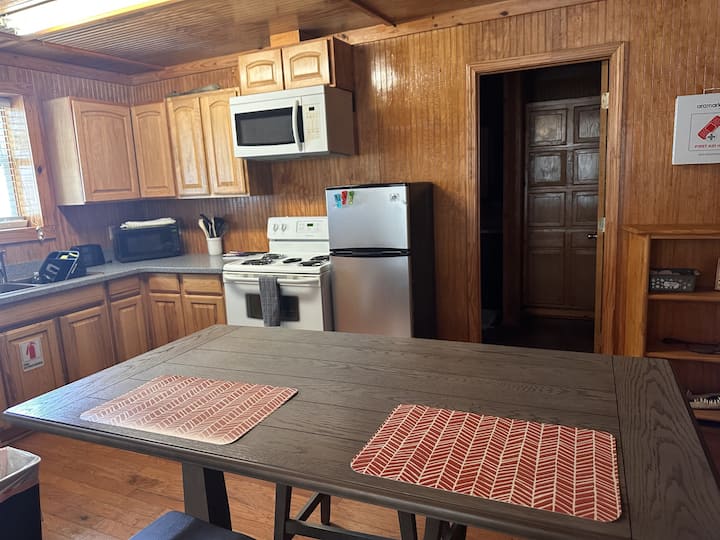 Lake Chicot Sunrise: Your Front Yard View! - Harlow's Casino Resort & Spa