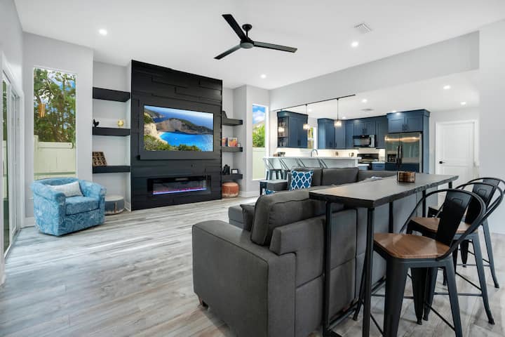 Luxury Villa Near Disney I Fully Renovated - Kissimmee