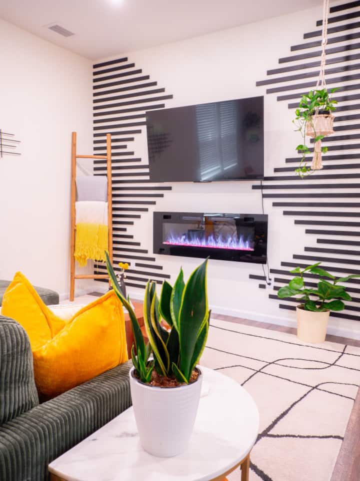 [3br] Stayawhile: The Hidden Gem Retreat - Lawrence, KS