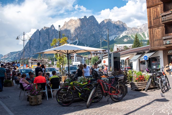 The Hub - Cortina d’Ampezzo